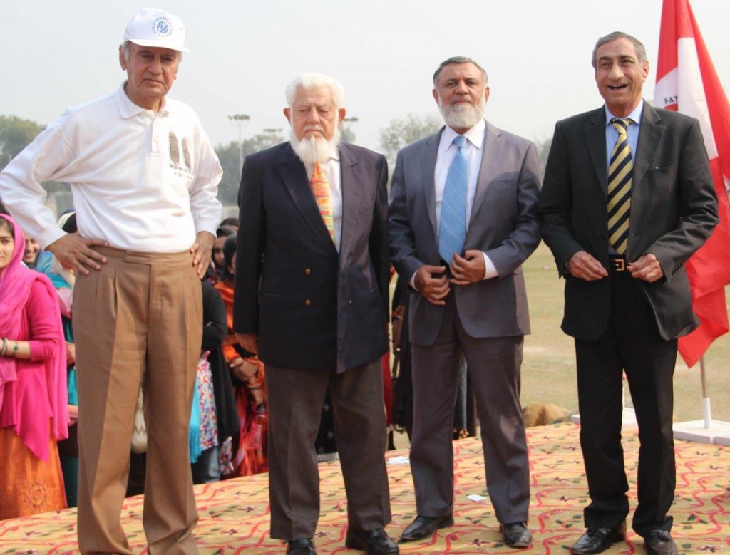 Prof. Humayun Maqsood, Prof. Khawaja Sadiq Hussain, Dr. Haroon Ihsan ...