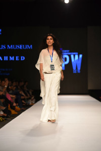 Telenor Fashion Pakistan Week 2015 Day 3 [#TFPW15] - Vmag
